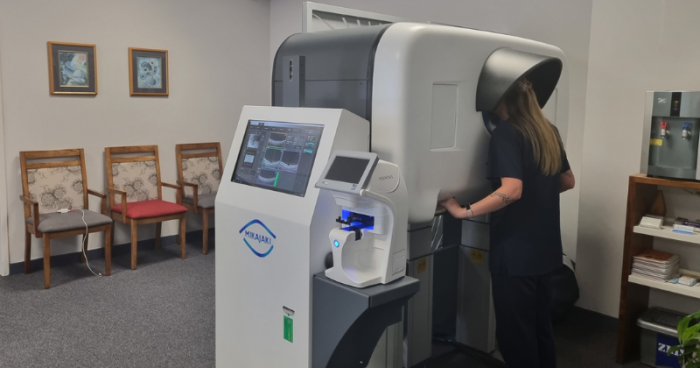 L'hôpital des 15-20 s'équipe avec une solution de diagnostic oculaire ...