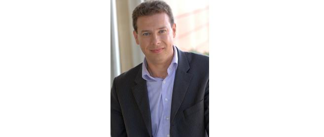 Alain Afflelou : Quelle stratégie pour 2015 ? La réponse de Frédéric ...