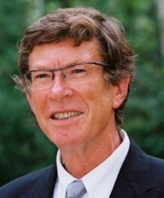 Le professeur Joseph Colin, brillant chercheur en ophtalmologie, est ...